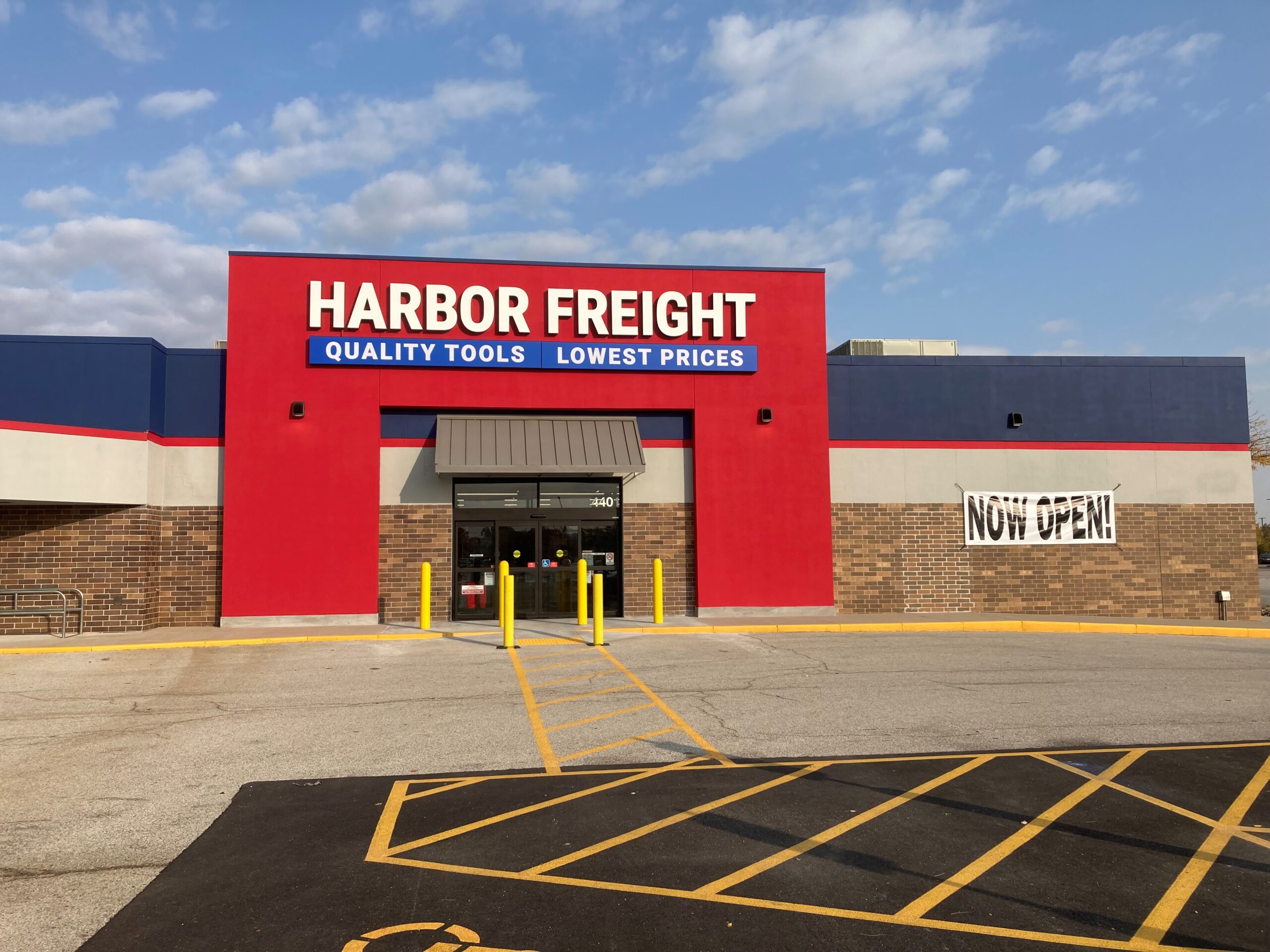Harbor Freight opening its doors in Moline