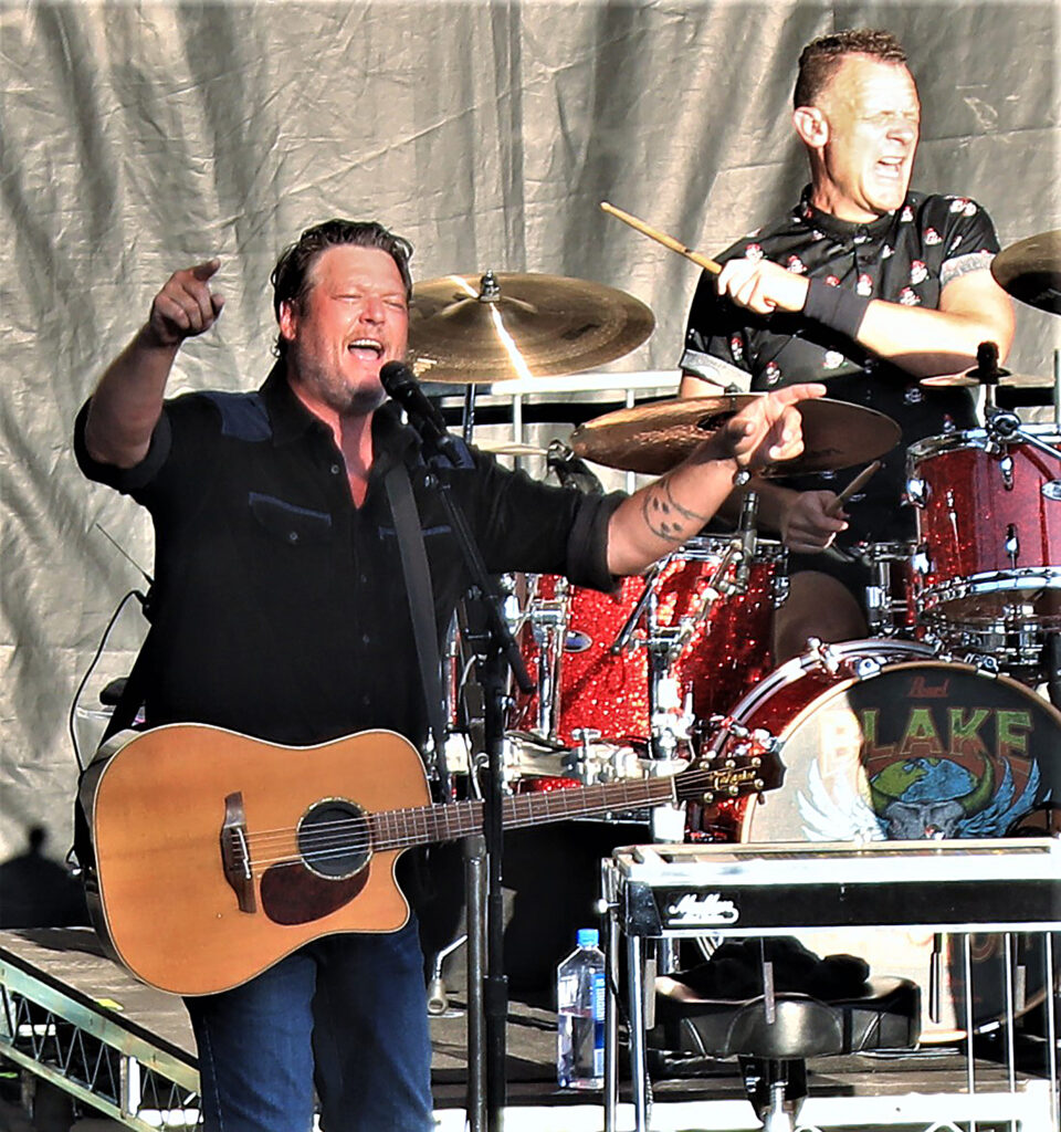 Shelton show 'cherry on top of the perfect Sunday'