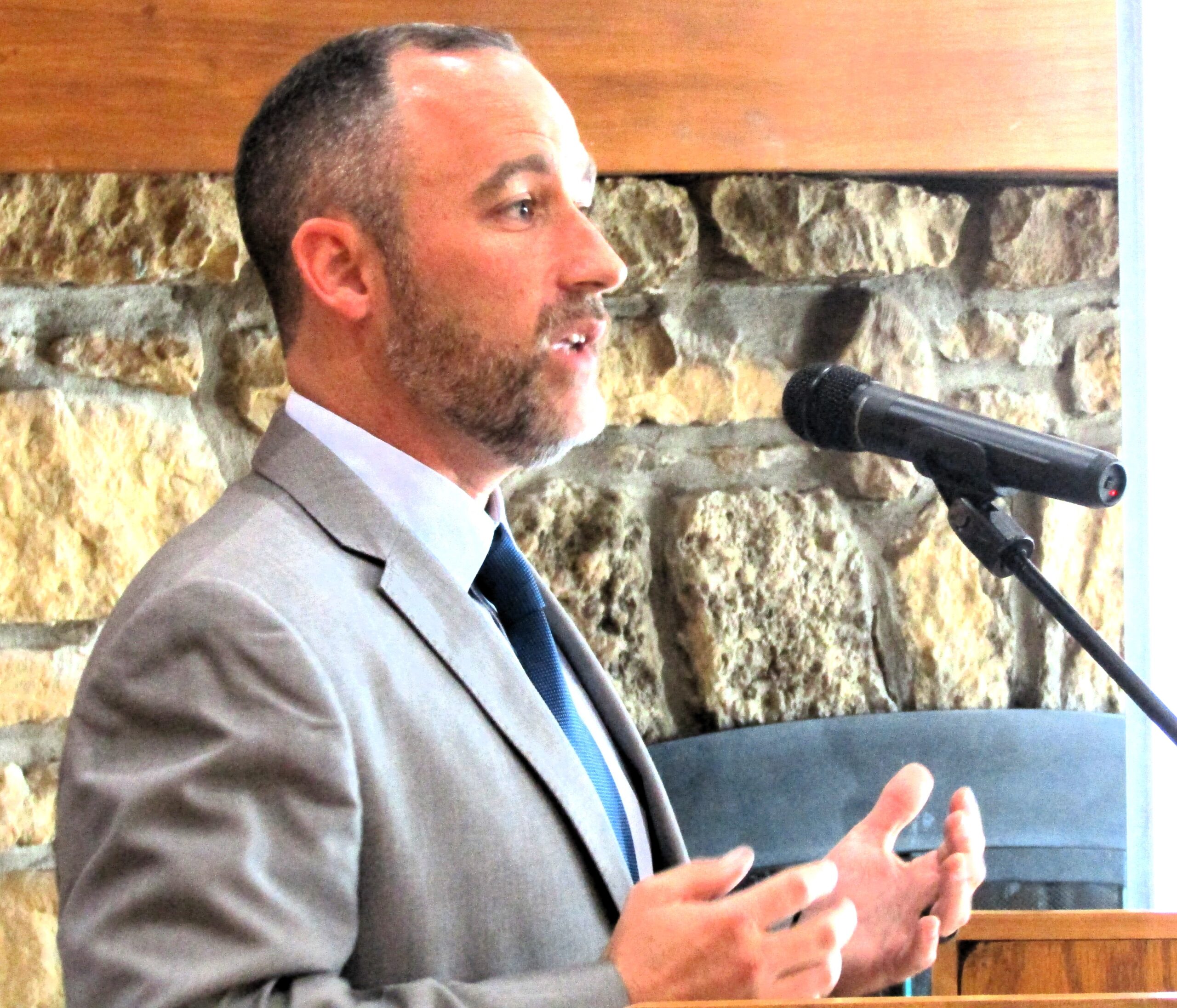 Mayor: Clinton ‘continues to rally’ with $1 billion in projects