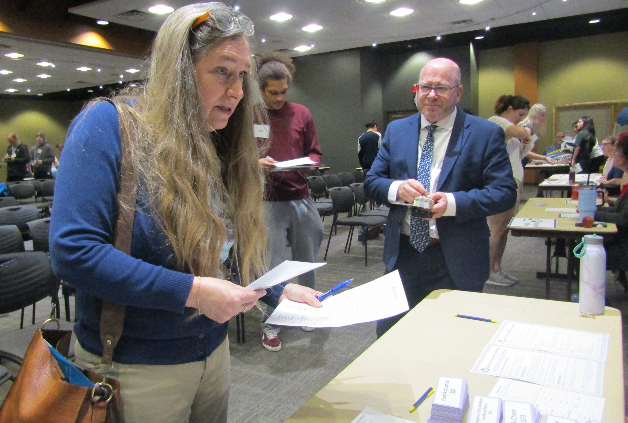 Augie students learn of struggles of people returning from prison