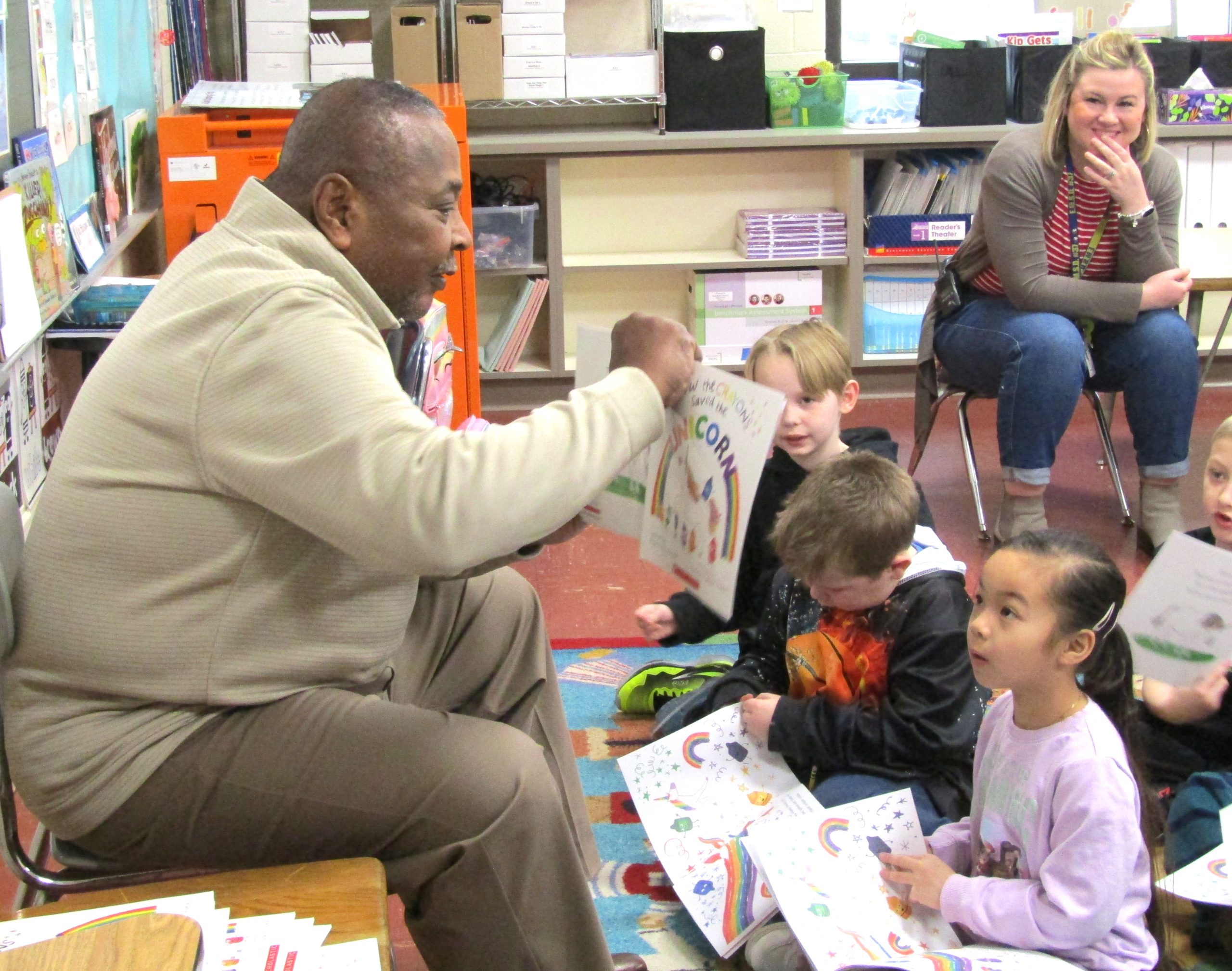 QC leaders help children ‘Read Across America’