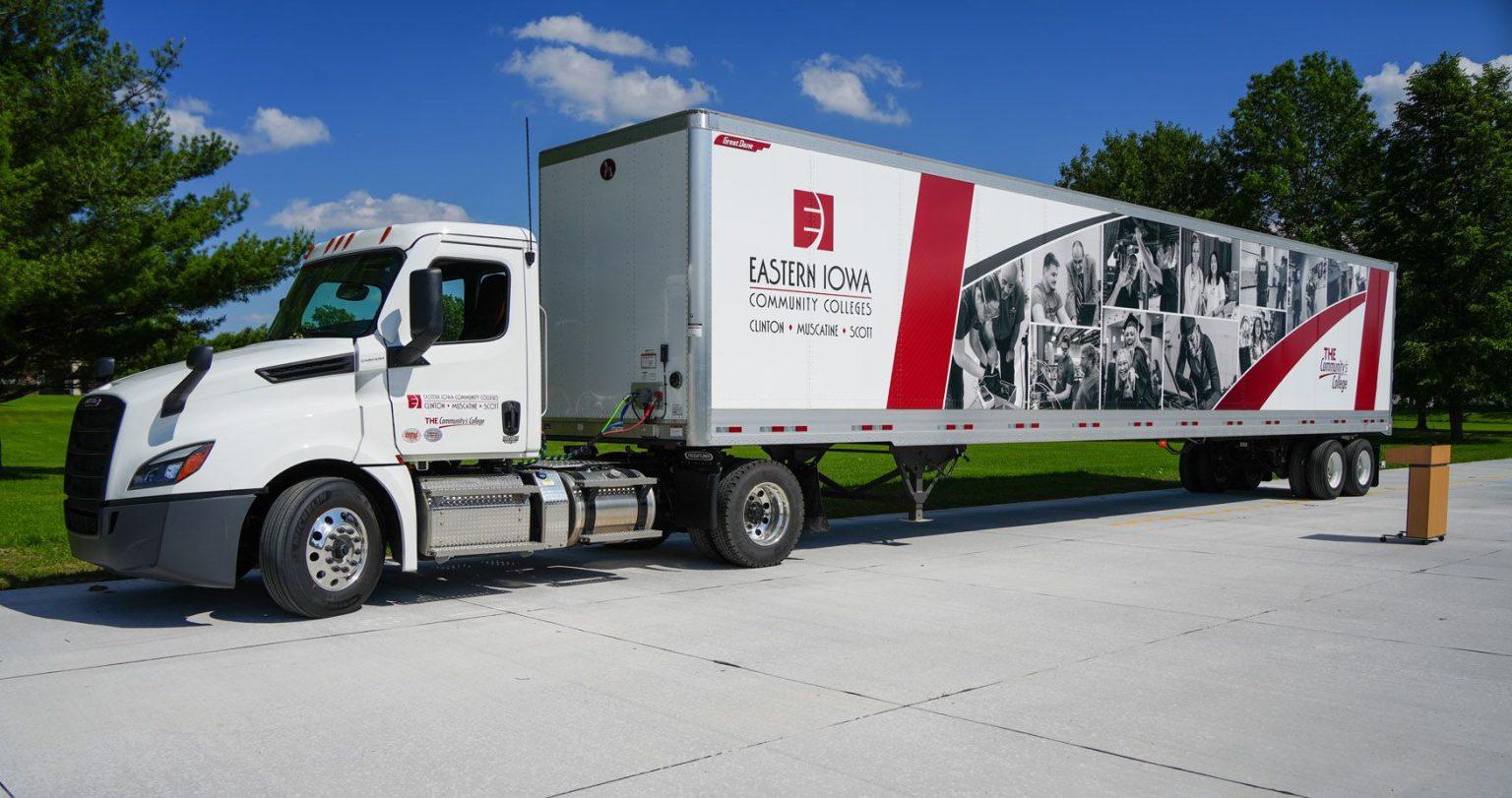 EICC expands commercial truck driver program to Muscatine