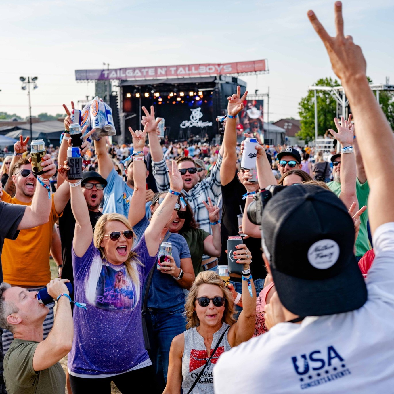 Clinton gets ready for Tailgate N’ Tallboys fest