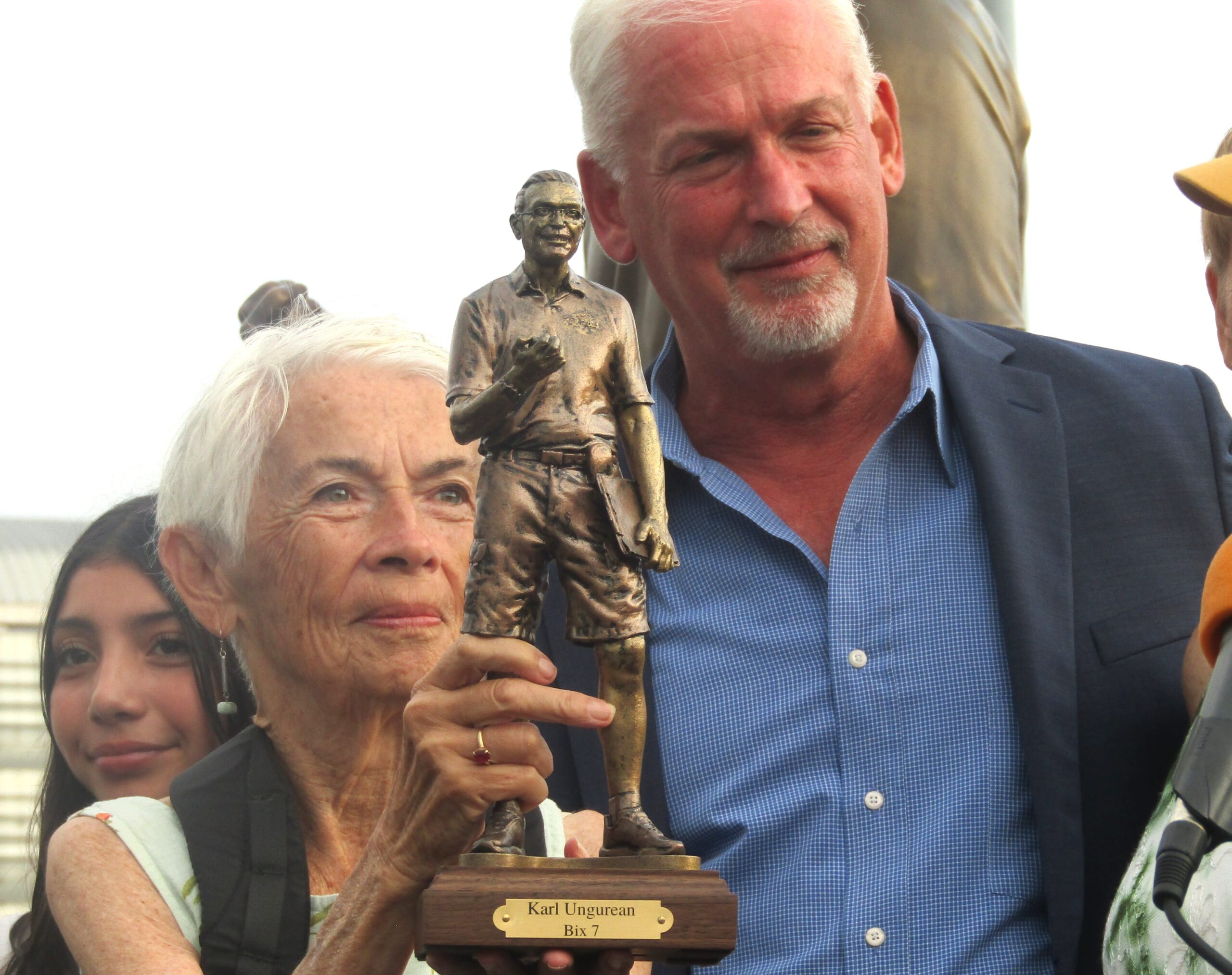 New statue honors ‘true community hero’