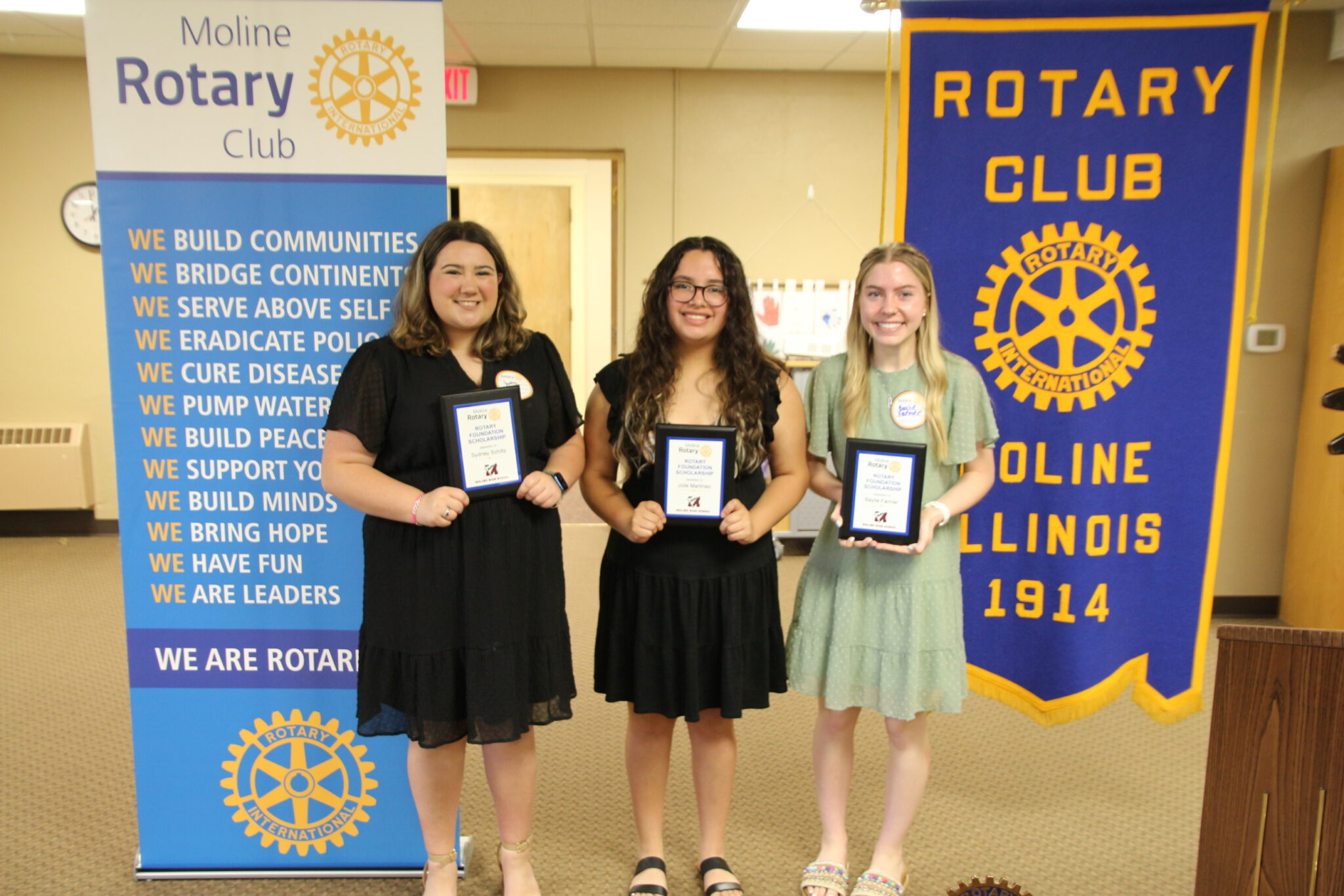 Moline Rotary awards $15,000 in student scholarships