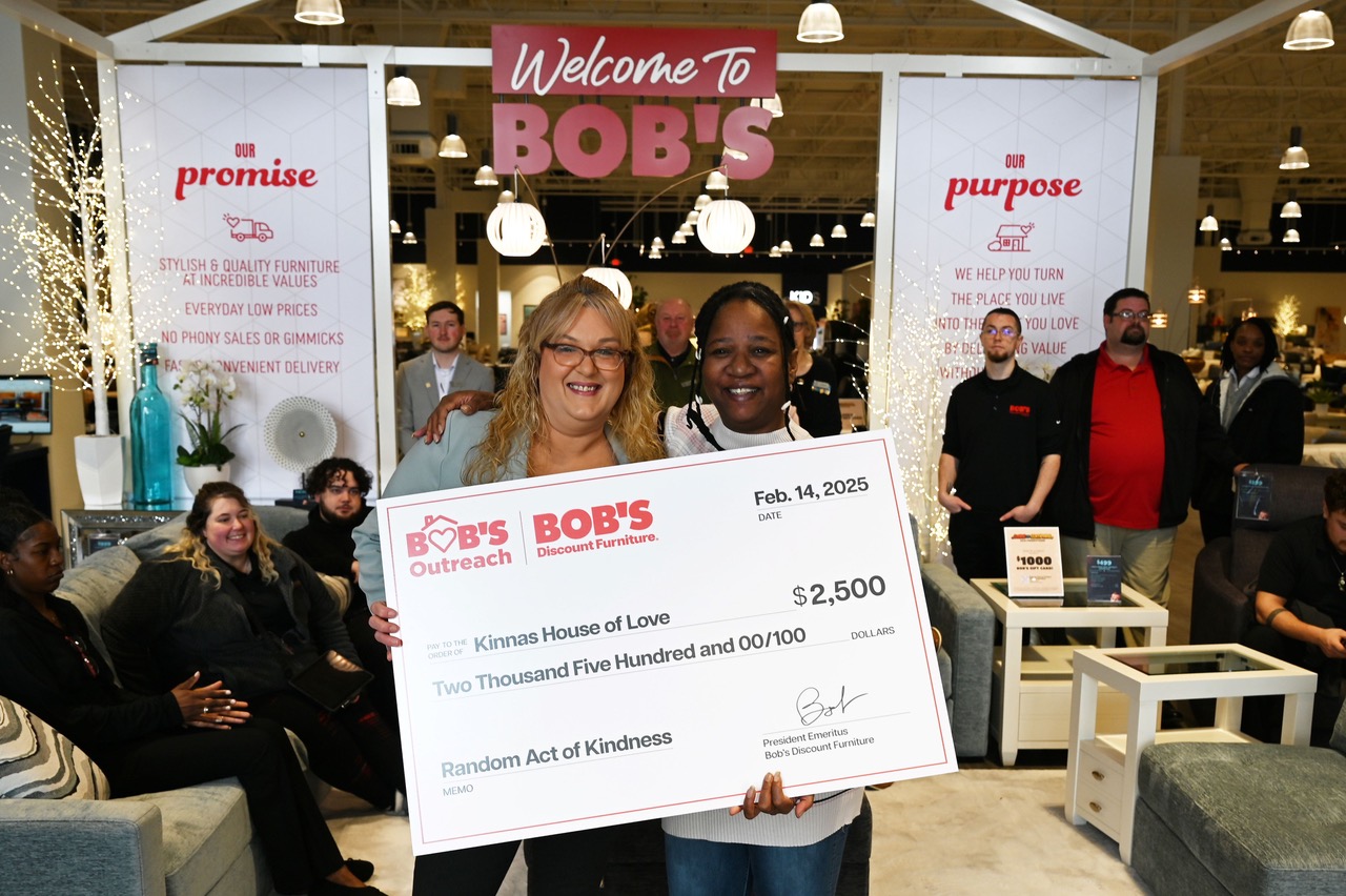 Bob S Discount Furniture Donates 5 000 During Grand Opening