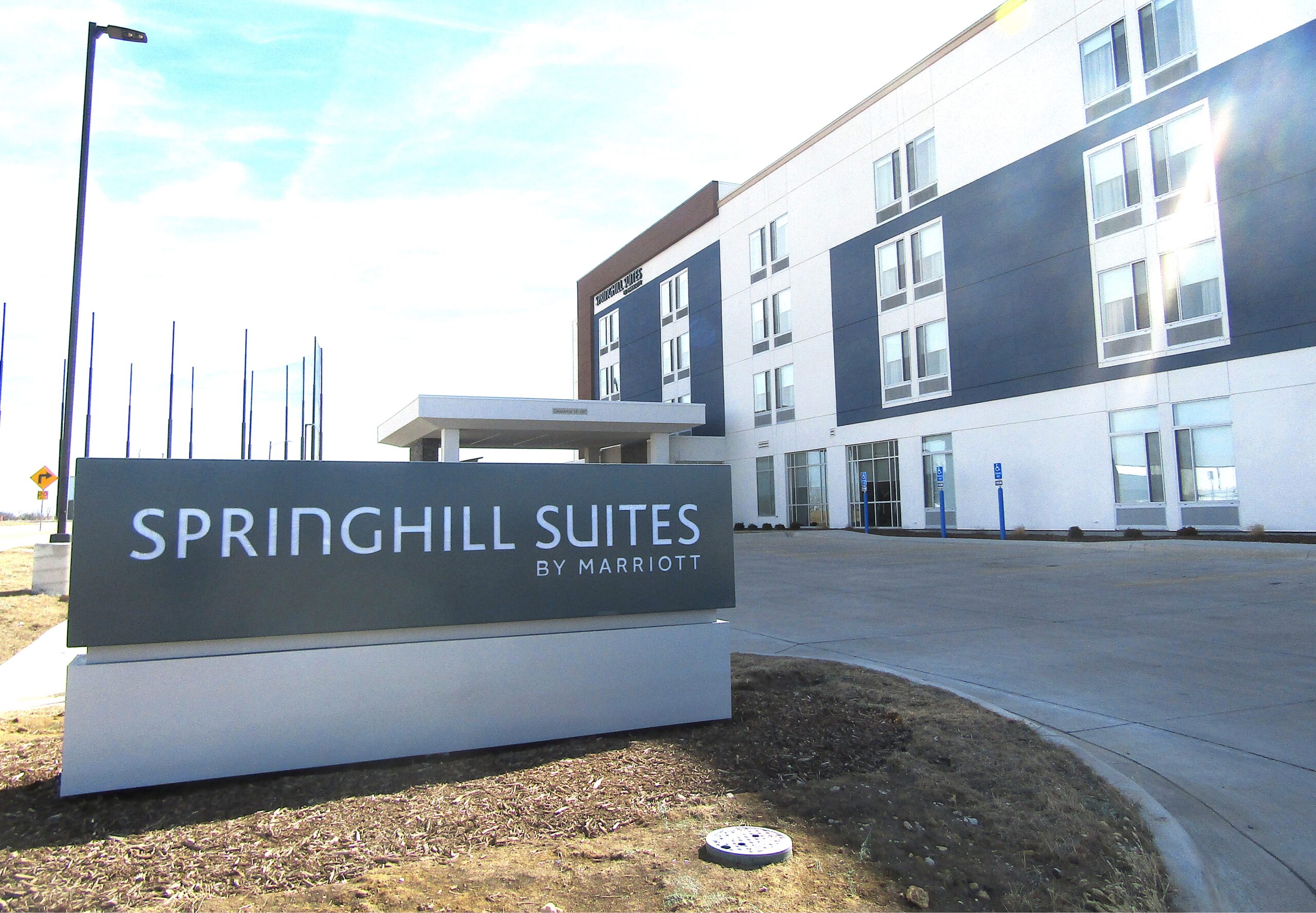 New SpringHill Suites hotel to open March 7 in Bettendorf