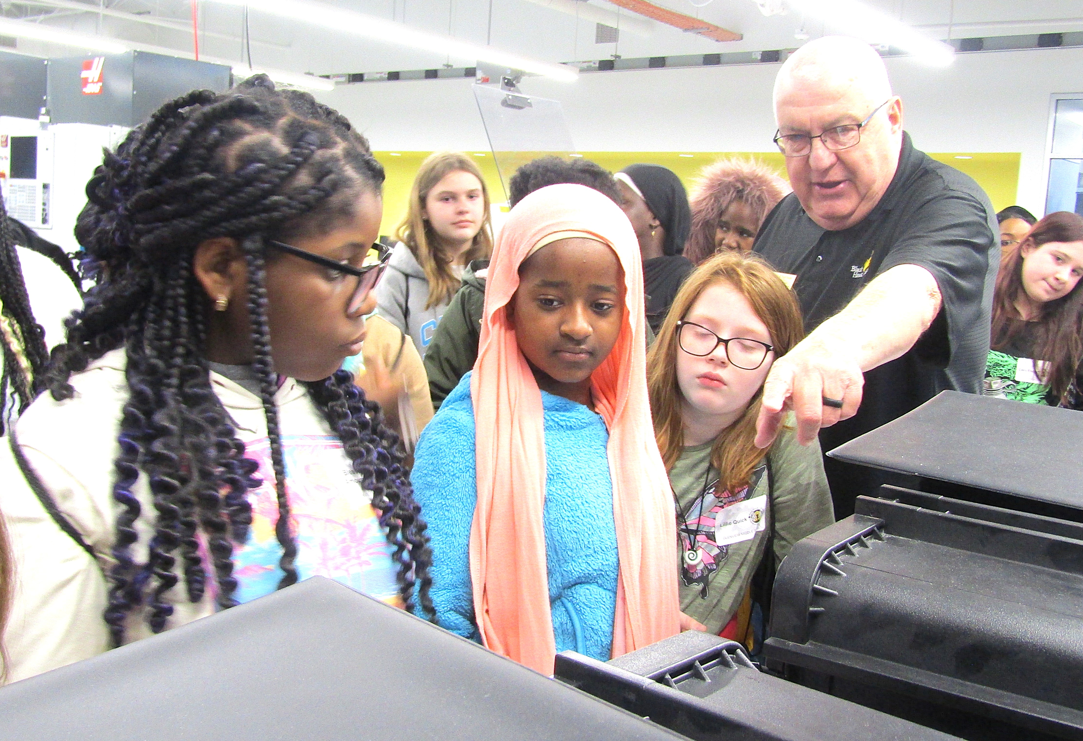 Girls encouraged to join work world in manufacturing sector