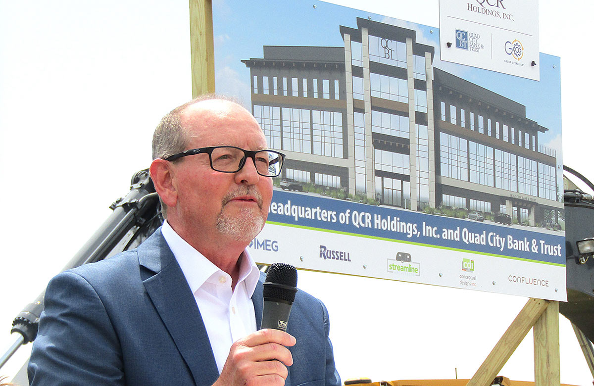 New bank branch, HQ will be ‘coolest building’ in area