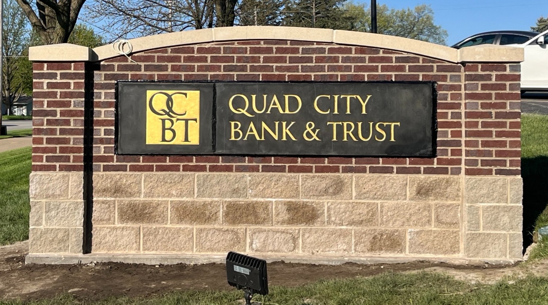 QCR, Quad City Bank to break ground on new headquarters