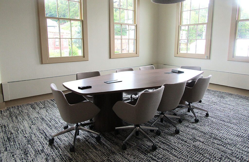 Kent gives historic Muscatine building a ‘new burst of life’