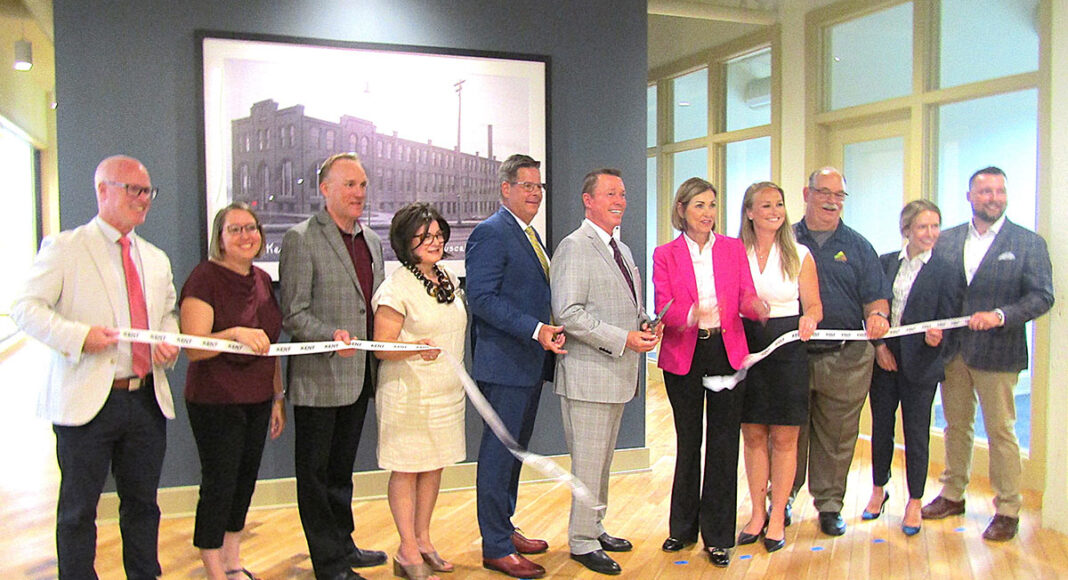 Kent gives historic Muscatine building a ‘new burst of life’