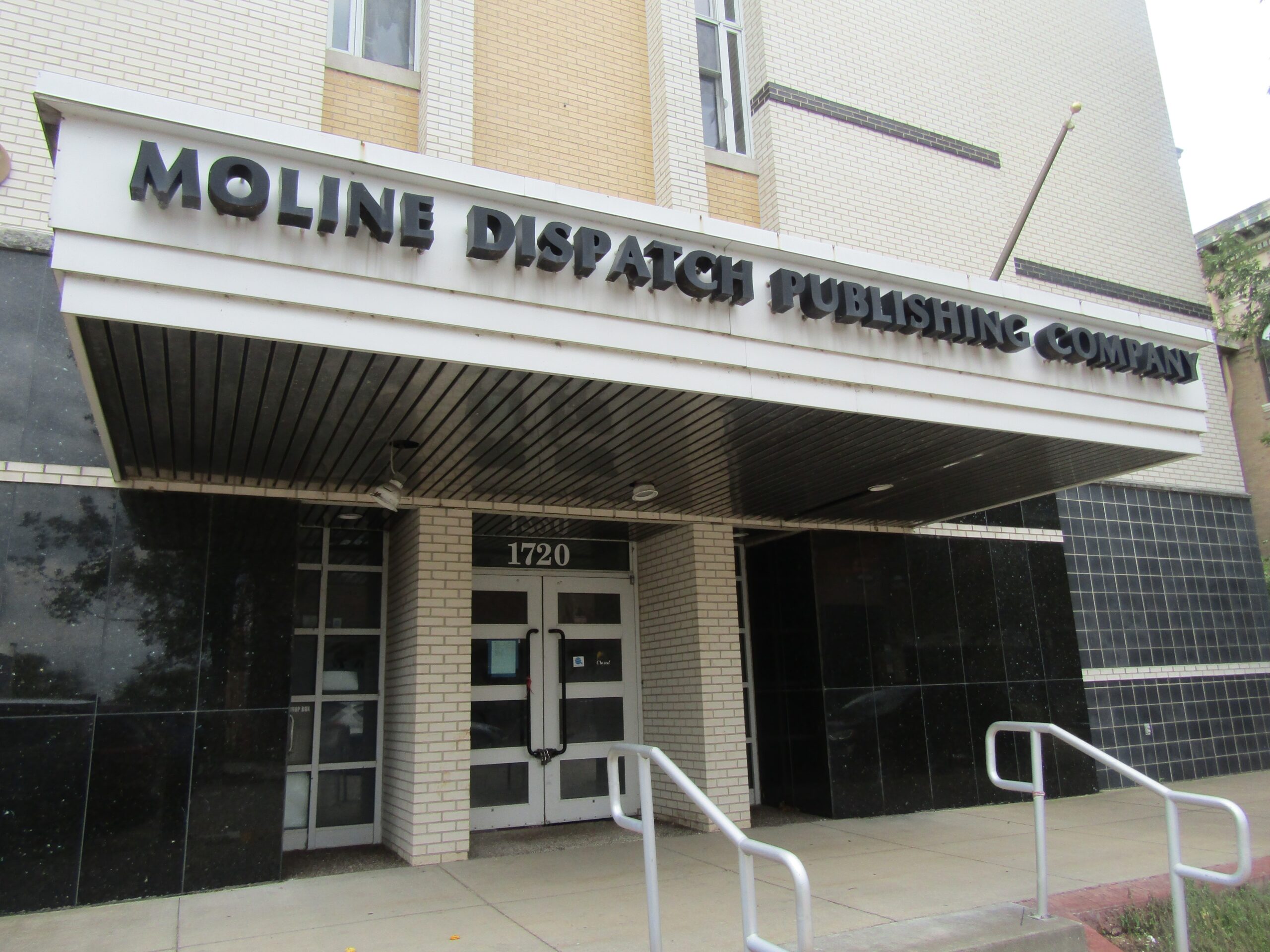 Former Moline newspaper building still set to become apartments